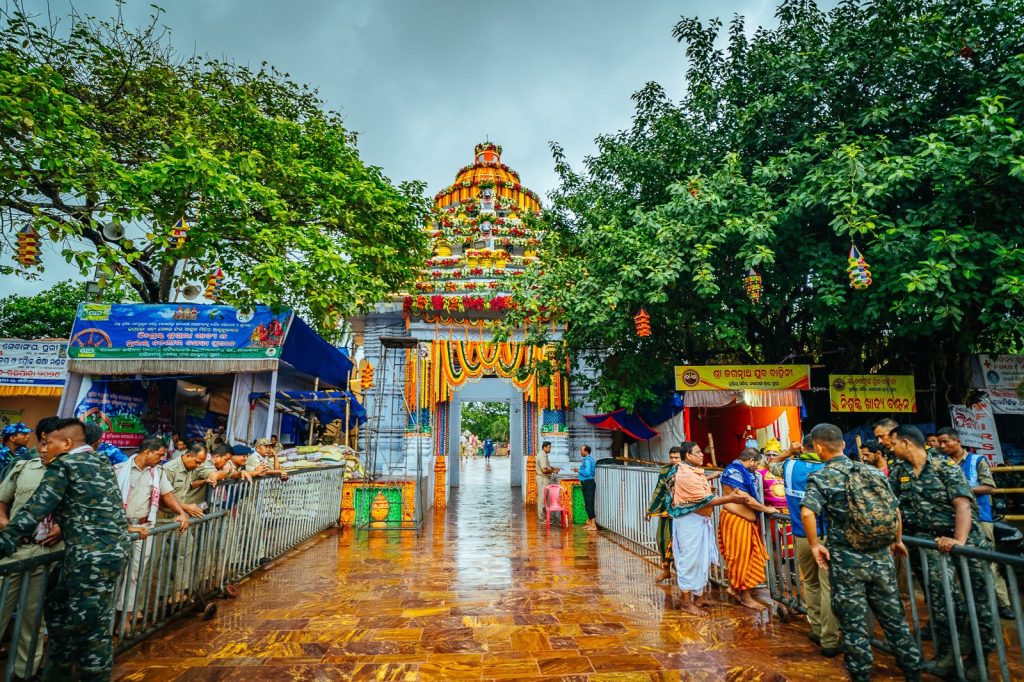 Bahuda Yatra In Pictures: Lords Arrive At Singhadwar Of Puri Jagannath ...