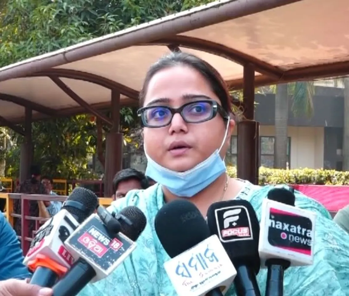 Ollywood Singer Humane Sagar’s Condition Not Suitable For Airlift To ...