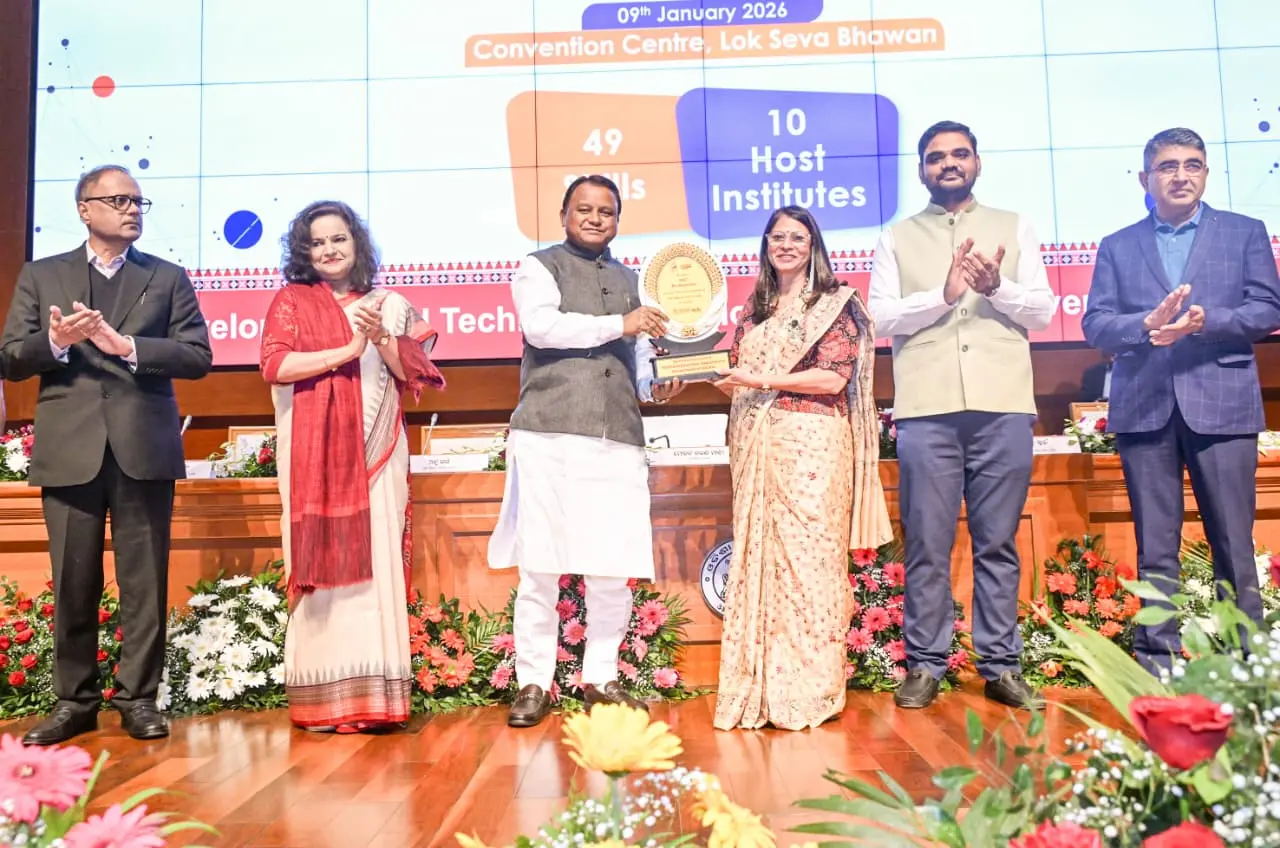 Odisha CM Presents Skill Awards, Asks Youth To Be Industry-Ready ...